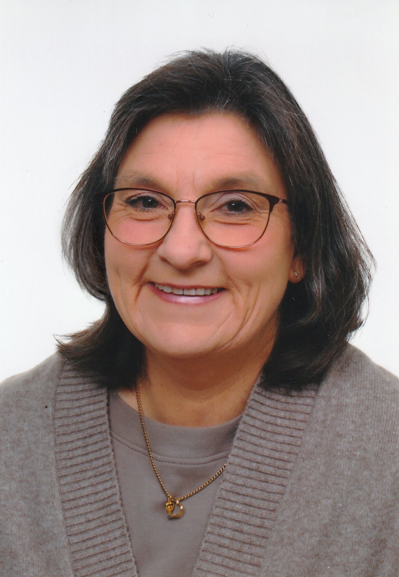 Sekretariat - Lehrstuhl für Volkswirtschaftslehre, insbes ...